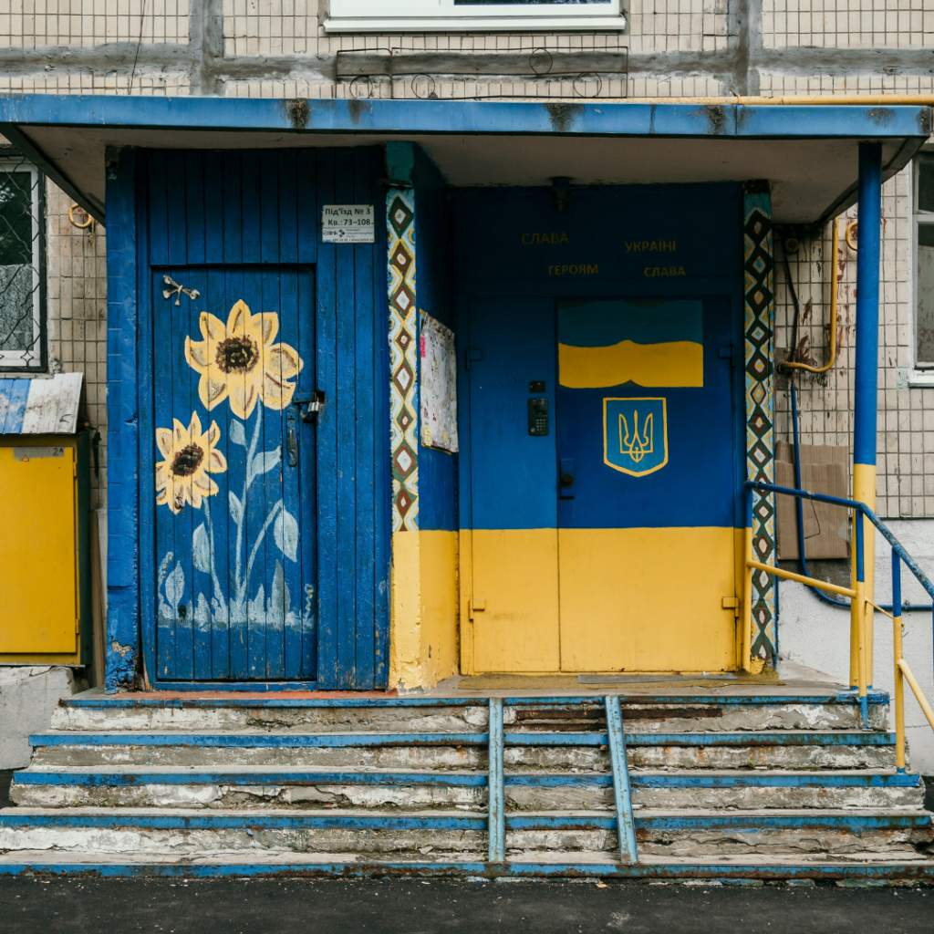 A bold new look at Ukraine's history, people and culture - CEU Review ...