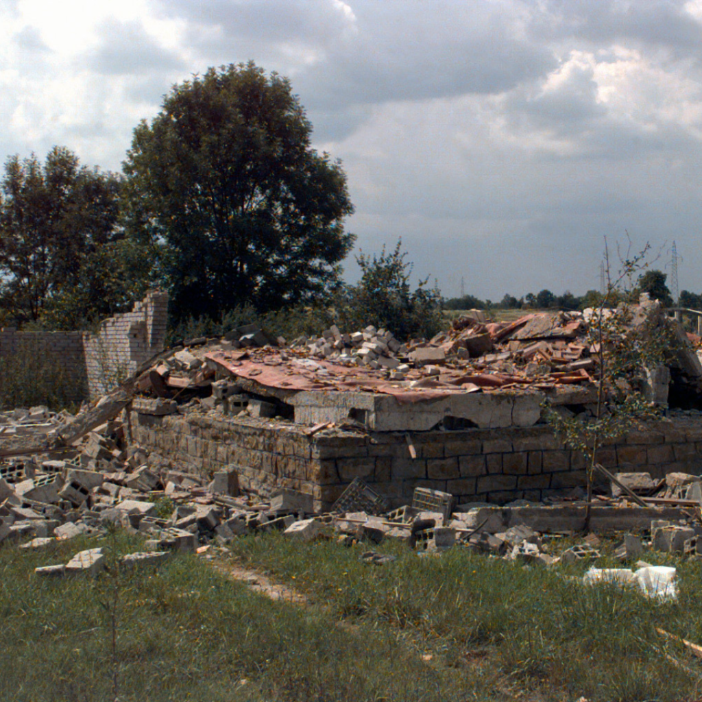 The brutal world of detention centres in Bosnia and Herzegovina - CEU ...